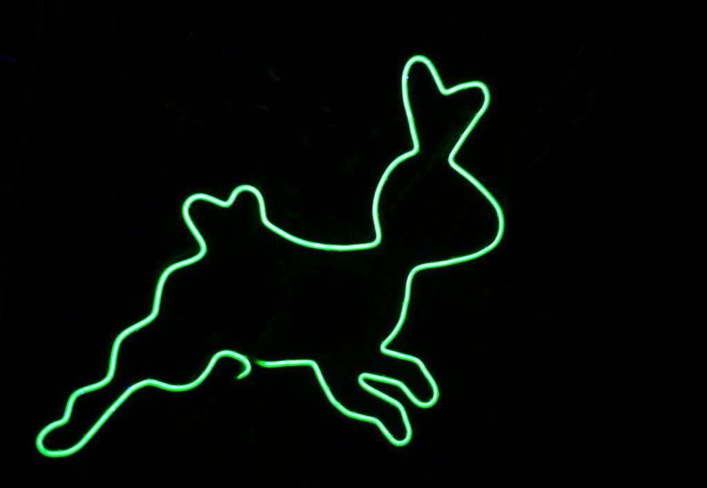 Neon Sign Glass Tube Bending | The Lost Art Behind Glowing Masterpieces